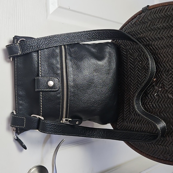 Roots | Bags | Roots Crossbody Bag Pebbled Leather | Poshmark